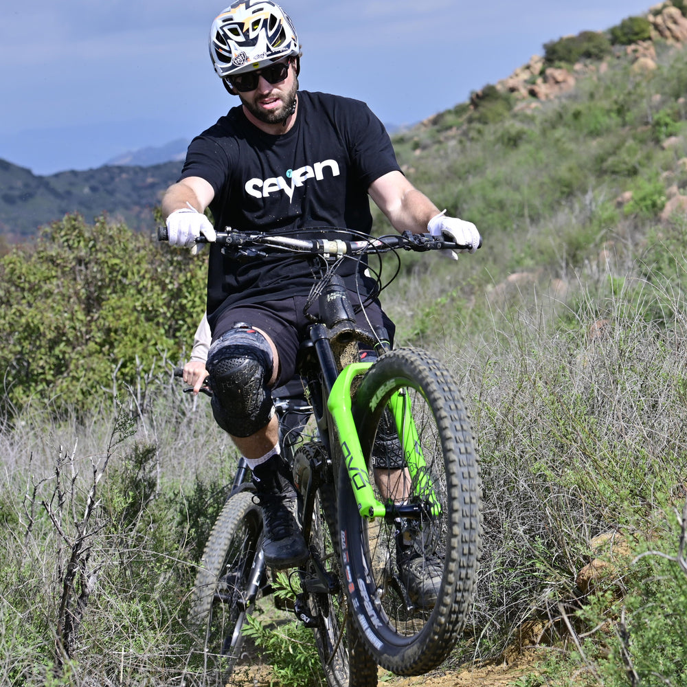 Trailblazer Pro Ultimate handbuilt USA Full Carbon Performance E-bike ...